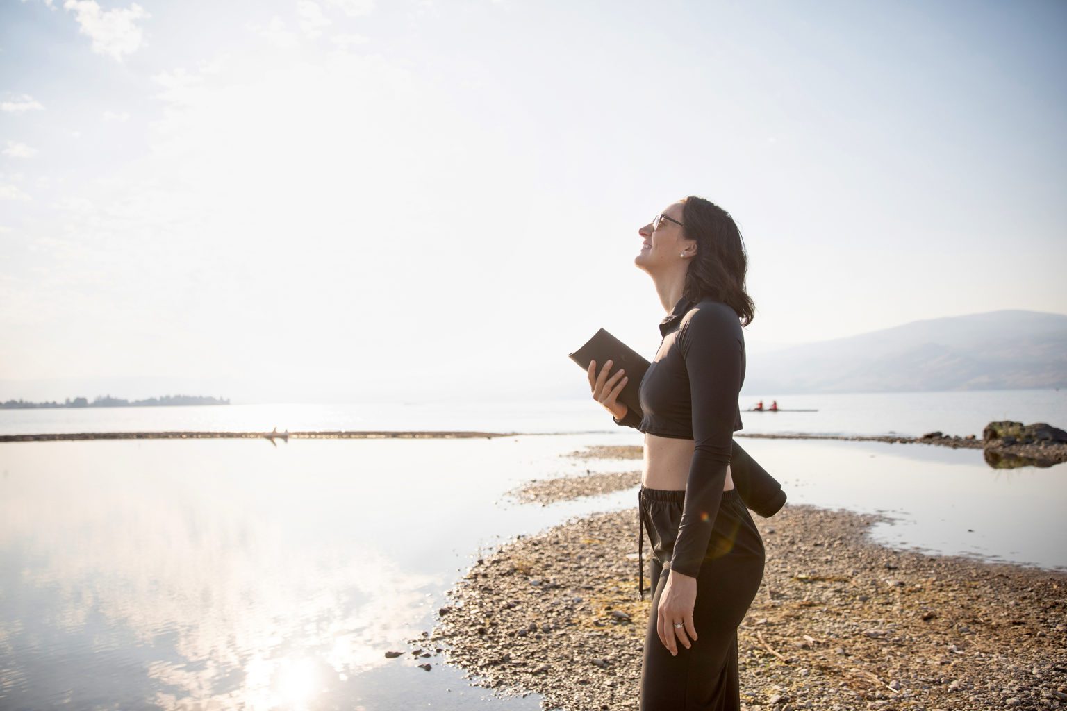 The Best Colour to Wear in the Sun | Kelowna Skin Cancer Clinic
